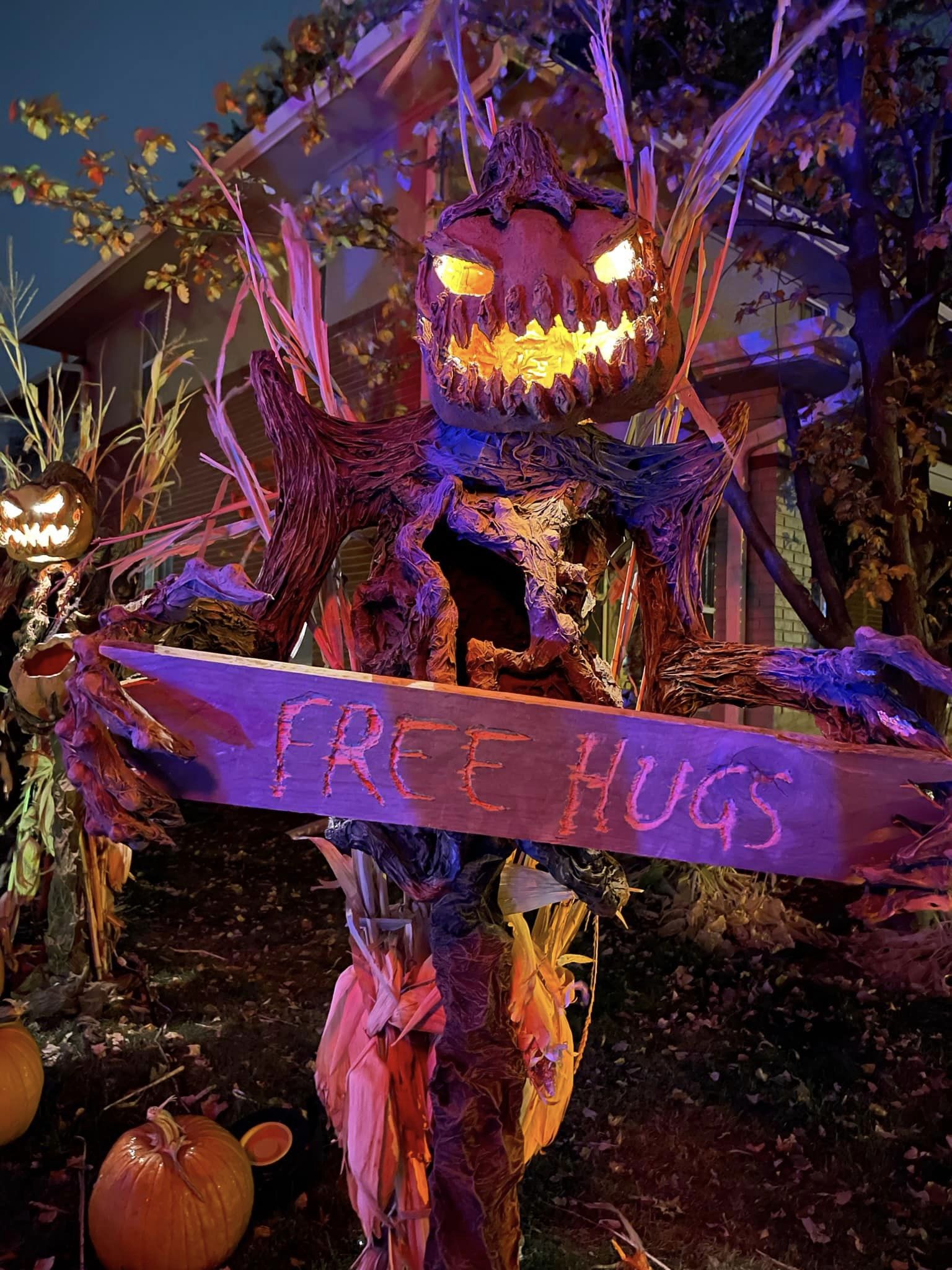 Homeowners embrace Halloween with immersive displays - Pigeon605
