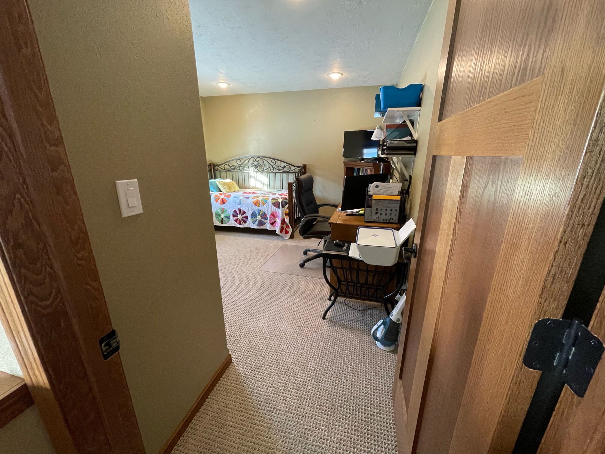 Remote worker wins room makeover that transformed home office - Pigeon605