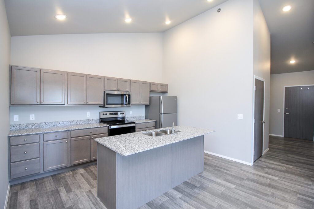 Apartment of the Week: Prairie Towers - Pigeon605
