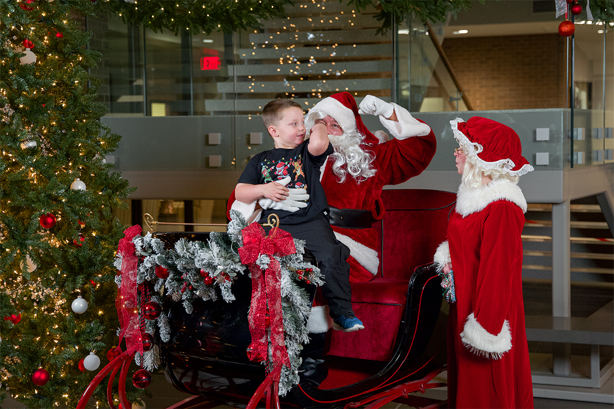Santa is real — and he has a deep connection to this Sioux Falls bank ...