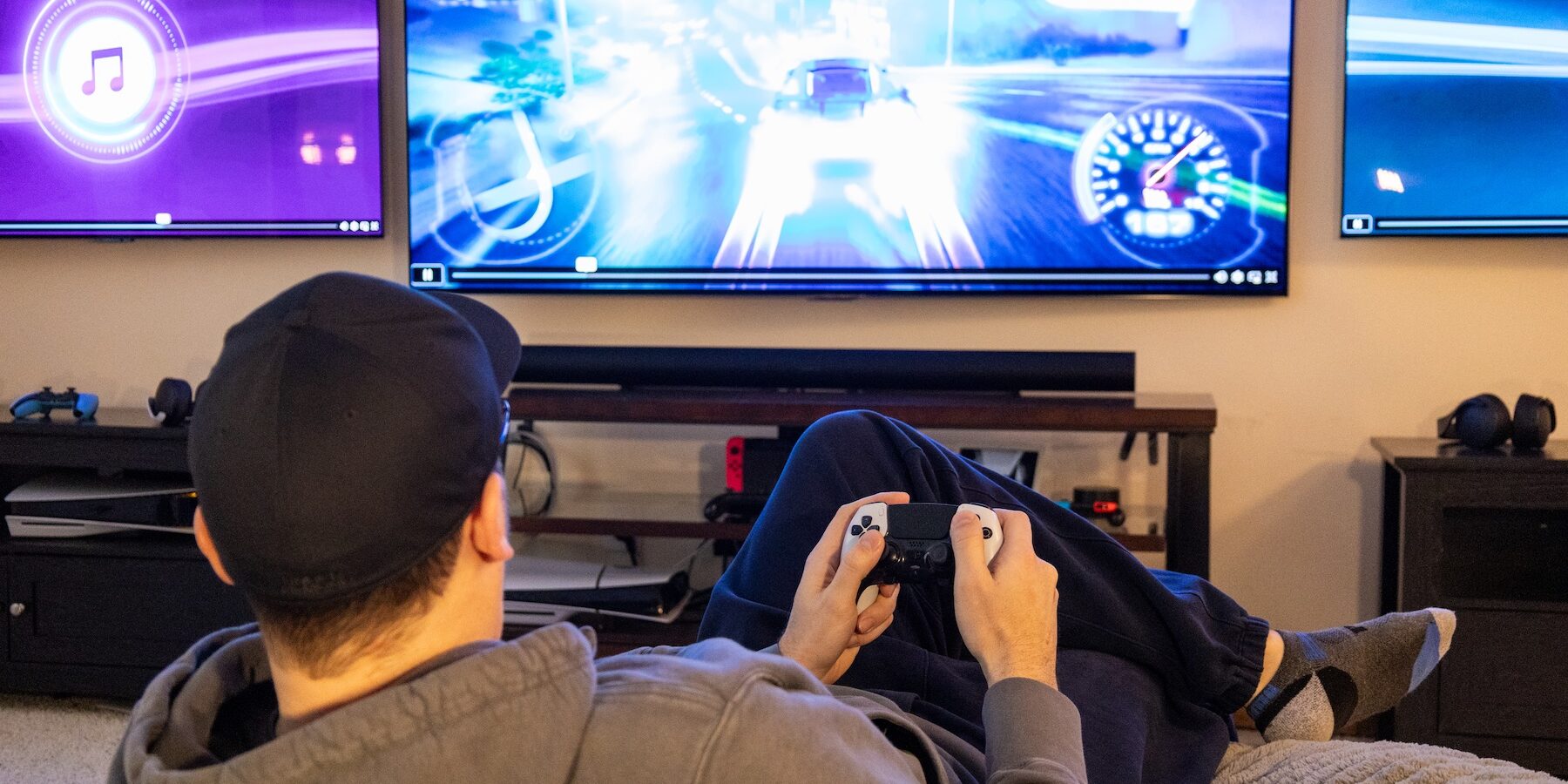 When milliseconds matter: Cutting-edge internet keeps gamers ready to ...