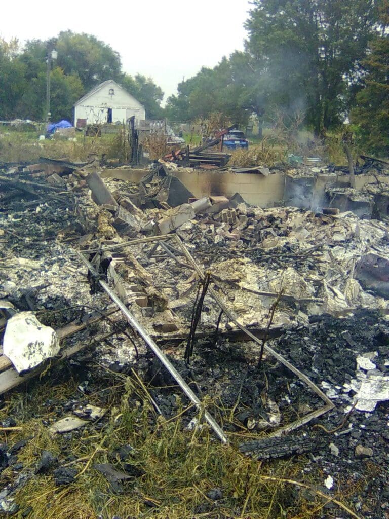 From 'inescapable' crate, foster dog saves family from fire - Pigeon605